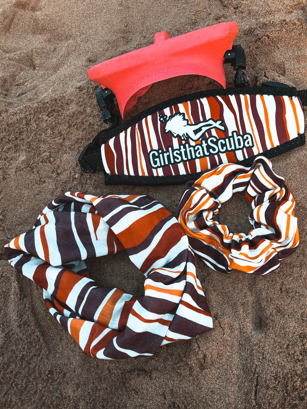 Mask Strap Cover & Dive Hair Accessories – Girls that Scuba